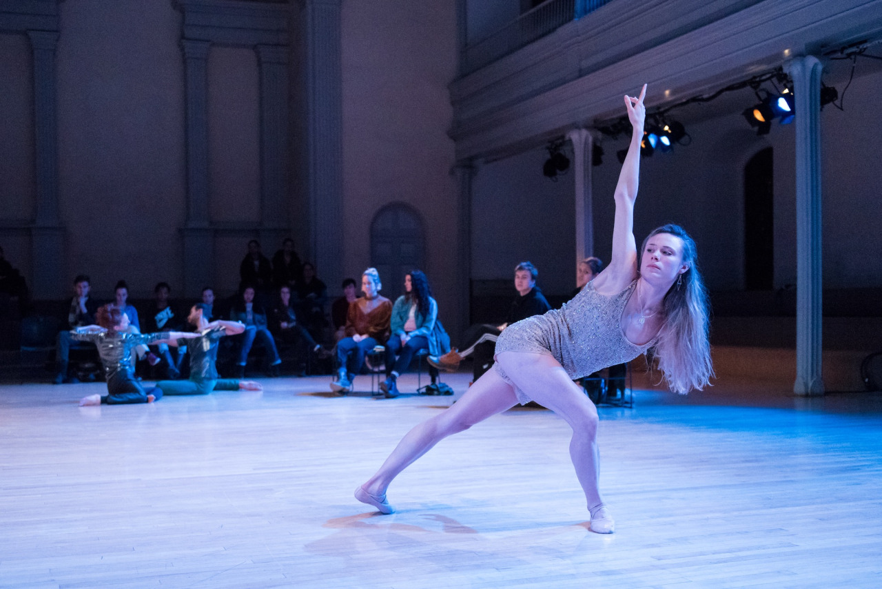 “Dance Adjectives” – Danspace Project